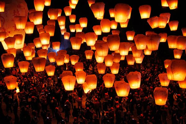 Pingxi Sky Lantern Festival in Taipei, Taiwan - Shore Excursions Asia