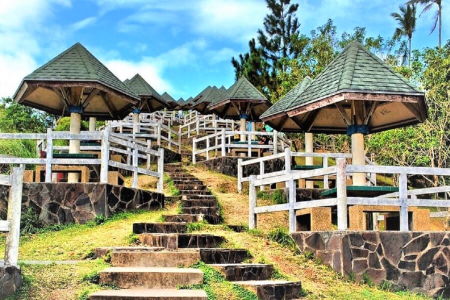 Manila - Tagaytay - Enchanted Kingdom - Shore Excursions Asia